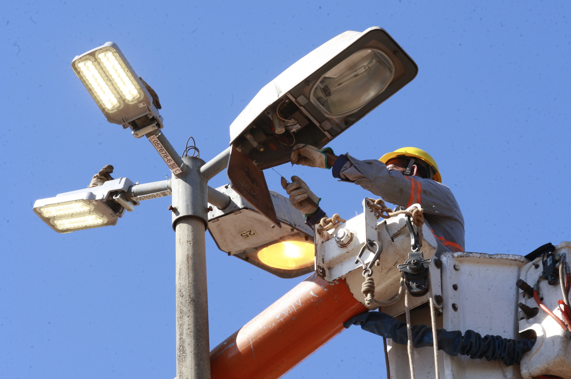 PPP da iluminação pública substituirá mais de 1,6 mil luminárias nos ...