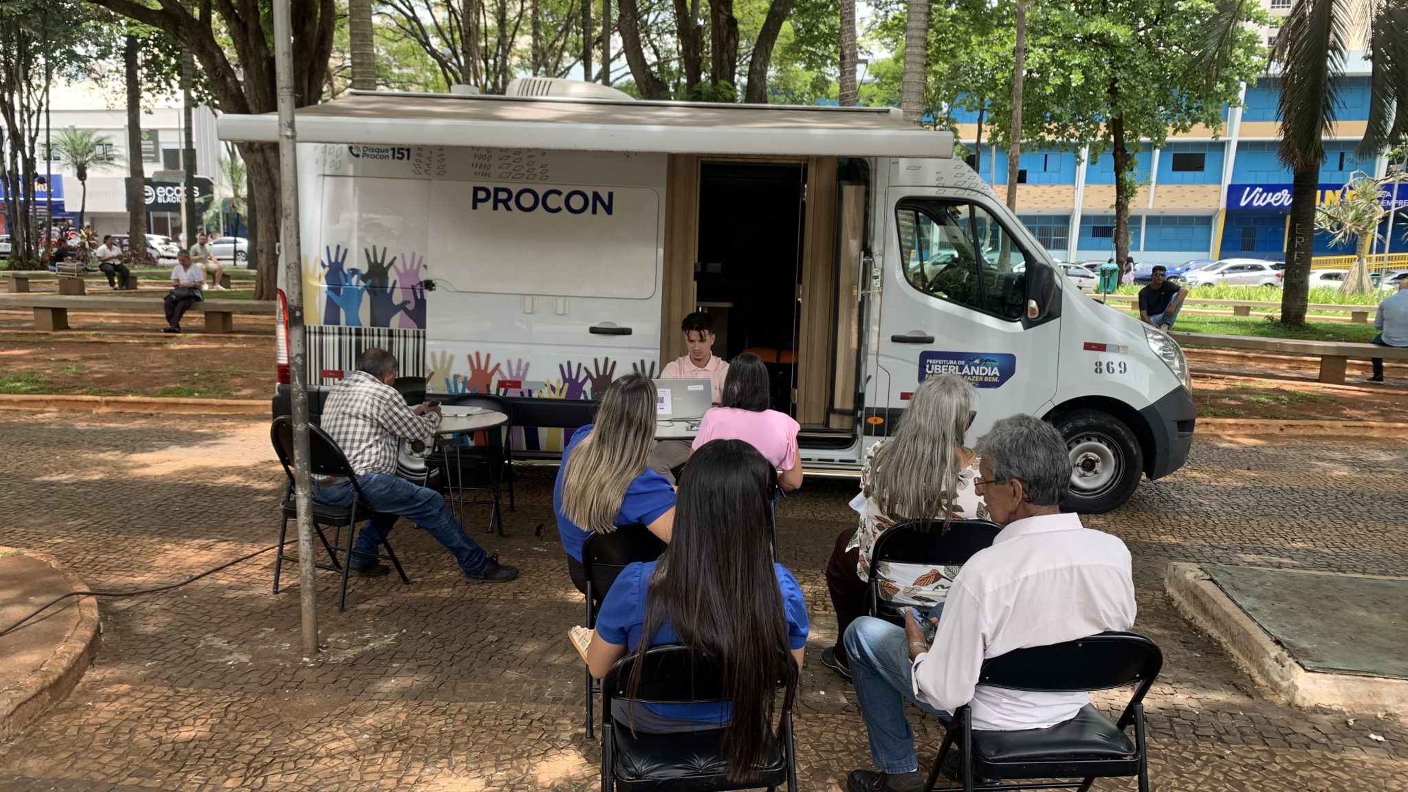 Procon Móvel atende na praça Tubal Vilela de hoje (5) a sexta (7 ...